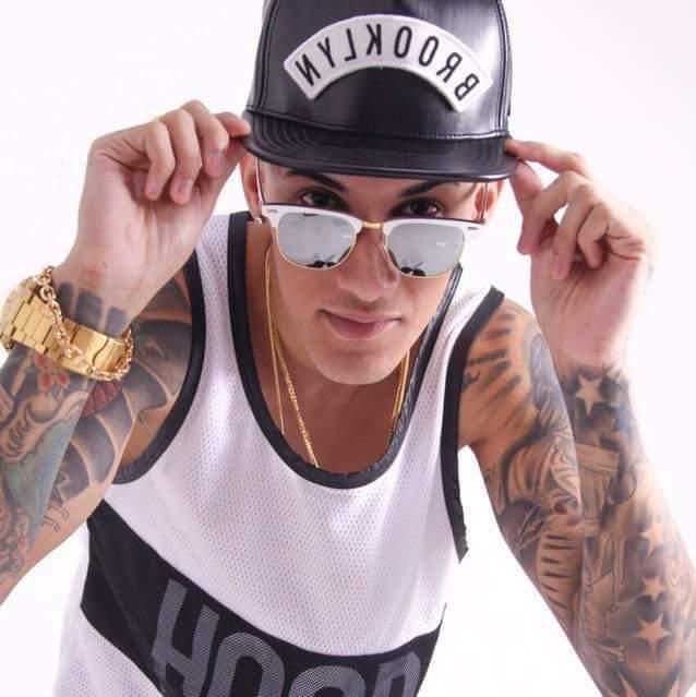 MC Léo da Baixada fotos fotos LETRAS MUS BR