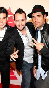 Los Claxons - LETRAS.COM (69 canciones)