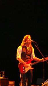 Backhouse Mike - LETRAS.COM (5 canciones)