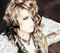 Kamijo | 9 álbumes de la discografía en LETRAS.COM