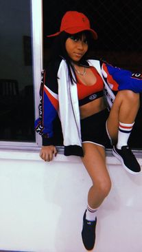 MC Lucy - LETRAS.MUS.BR