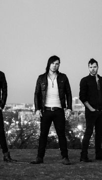 We As Human | 1 álbum da Discografia no LETRAS.MUS.BR