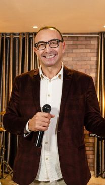 Roberto Ávila - LETRAS.COM (21 canciones)