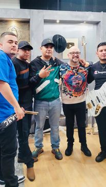 Los Farmerz - LETRAS.COM (9 canciones)