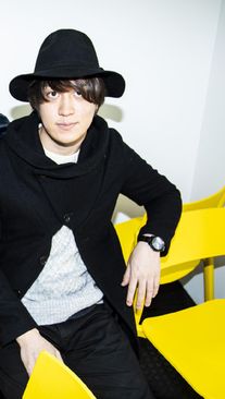 FAKE TYPE. | 1 álbum de la discografía en LETRAS.COM