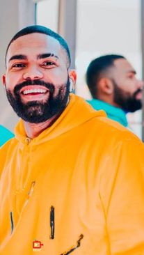 Criss y Ronny | 1 álbum de la discografía en LETRAS.COM