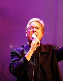 Don Moen - LETRAS.COM (98 canciones)