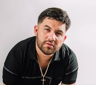 Luis R Conriquez - LETRAS.COM (44 canciones)