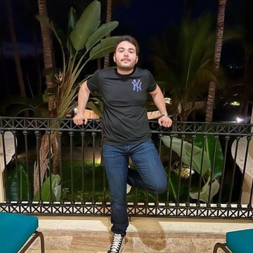 mezcal (part. Peso Pluma) - Tito Double P (letra de la canción) - Cifra ...