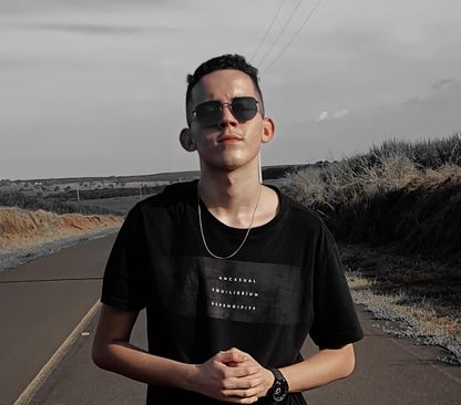 Alan Sanchez - LETRAS.COM (12 canciones)