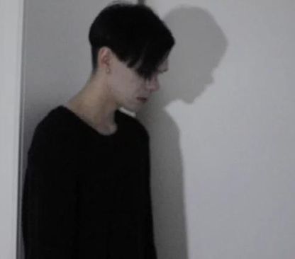 Gyves | 1 álbum de la discografía en LETRAS.COM