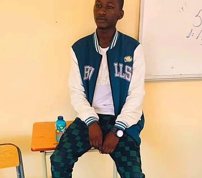 Meio dia Oficial - LETRAS.COM (1 canción)