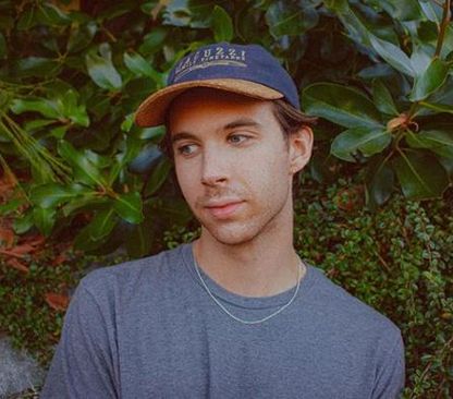 Nolan Garrett - LETRAS.MUS.BR