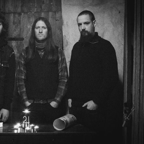 Capping Day - Mountain Witch (letra da música) - Cifra Club