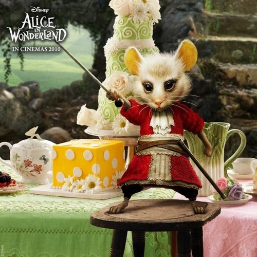 Welcome Queen Alice - Alice In Wonderland (letra da música) - Cifra Club