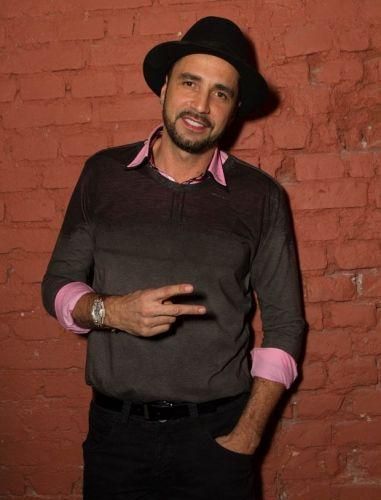 Me leva - Latino - Cifra Club