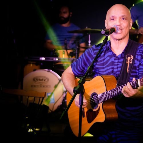 Em Cheiro Suave (acordes) - Cláudio Claro - Cifra Club