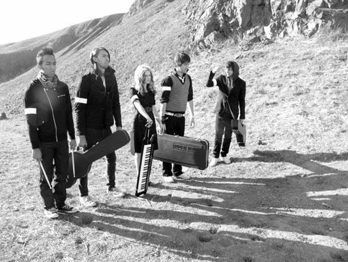 Let it out - Worth Dying For (letra da música) - Cifra Club