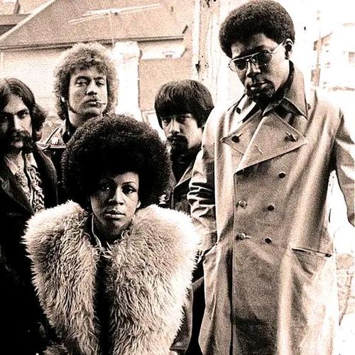 I am the black gold of the sun - Rotary Connection (letra da música ...