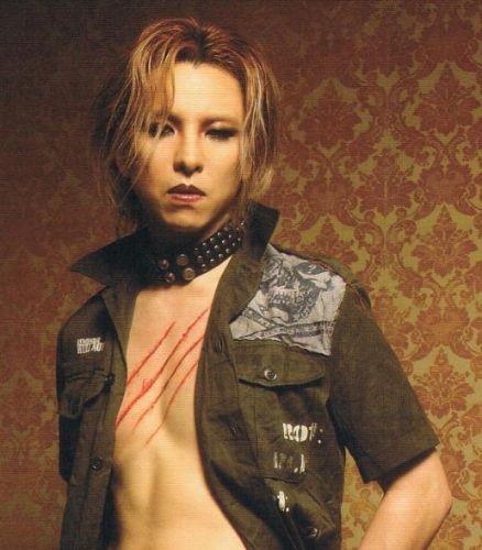 Attack On Titan - Red Swan - Yoshiki - Cifra Club