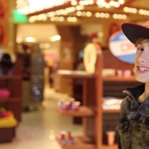 Emilia' - Johnny Orlando (letra da música) - Cifra Club