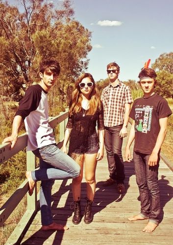 The Water (acordes) - San Cisco - Cifra Club