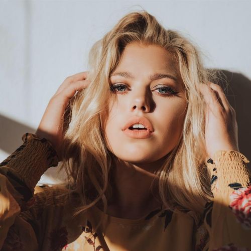 Sign Of The Times - Lilian Hepler (letra da música) - Cifra Club