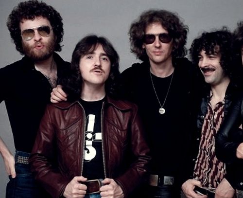 Eti Extra Terrestrial Intelligence - Blue Öyster Cult - Cifra Club