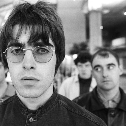 Live Forever (acordes) - Oasis - Cifra Club