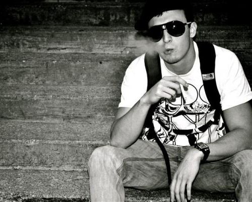 Certified - Chris Webby (letra da música) - Cifra Club