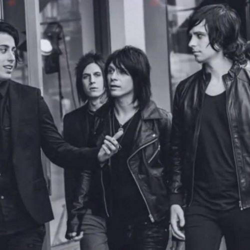 Bad Guy (feat. Saraya) - Falling In Reverse (letra de la canción ...