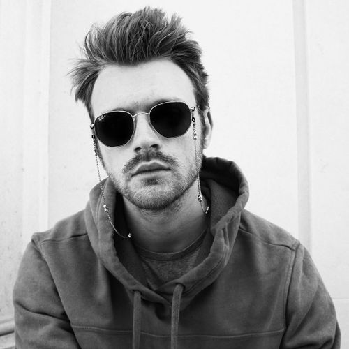 American Cliché - FINNEAS - Cifra Club