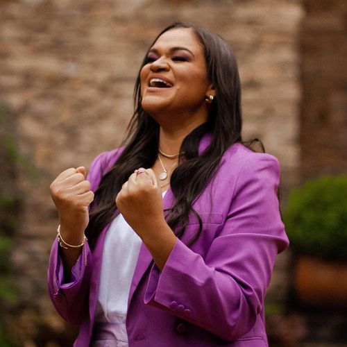 Deus Já Está Lá - Fabiana Sinfrônio - Cifra Club