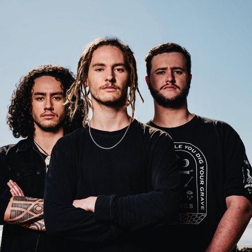 Mau Moko - Alien Weaponry (letra da música) - Cifra Club