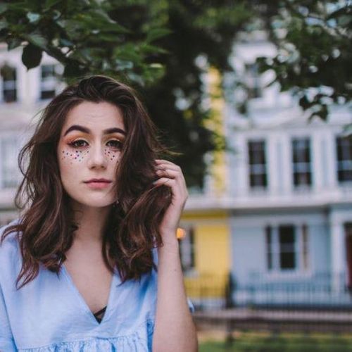 Monster - Dodie Clark - Cifra Club