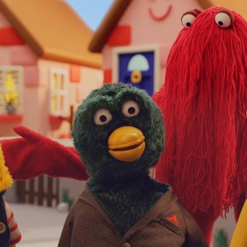 The Vending Machine Song - Don't Hug Me Im Scared (letra da música ...