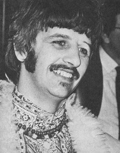 Yellow Submarine (acordes) - Ringo Starr - Cifra Club