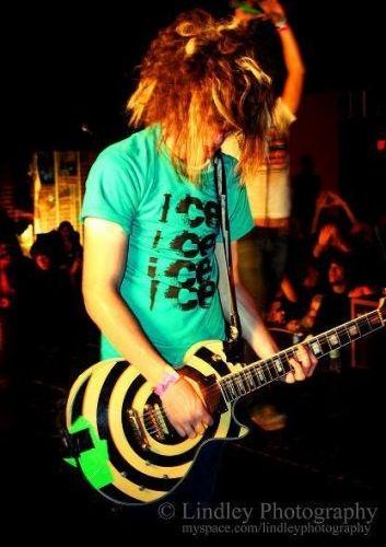 Between The Devil & The Deep Blue Sea - Here I Come Falling (letra da ...