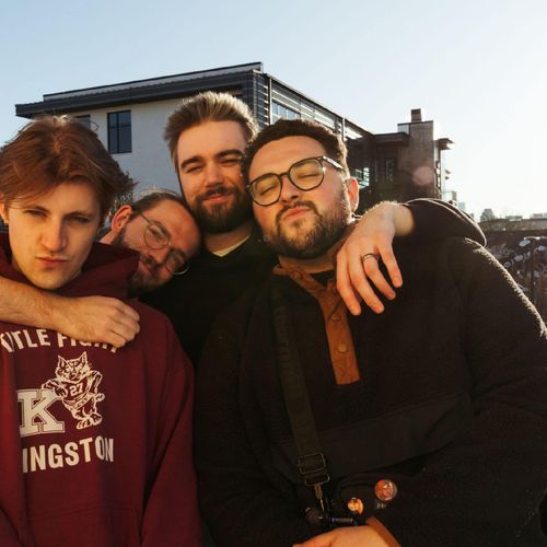 Silver Swarm - Thornhill (letra da música) - Cifra Club