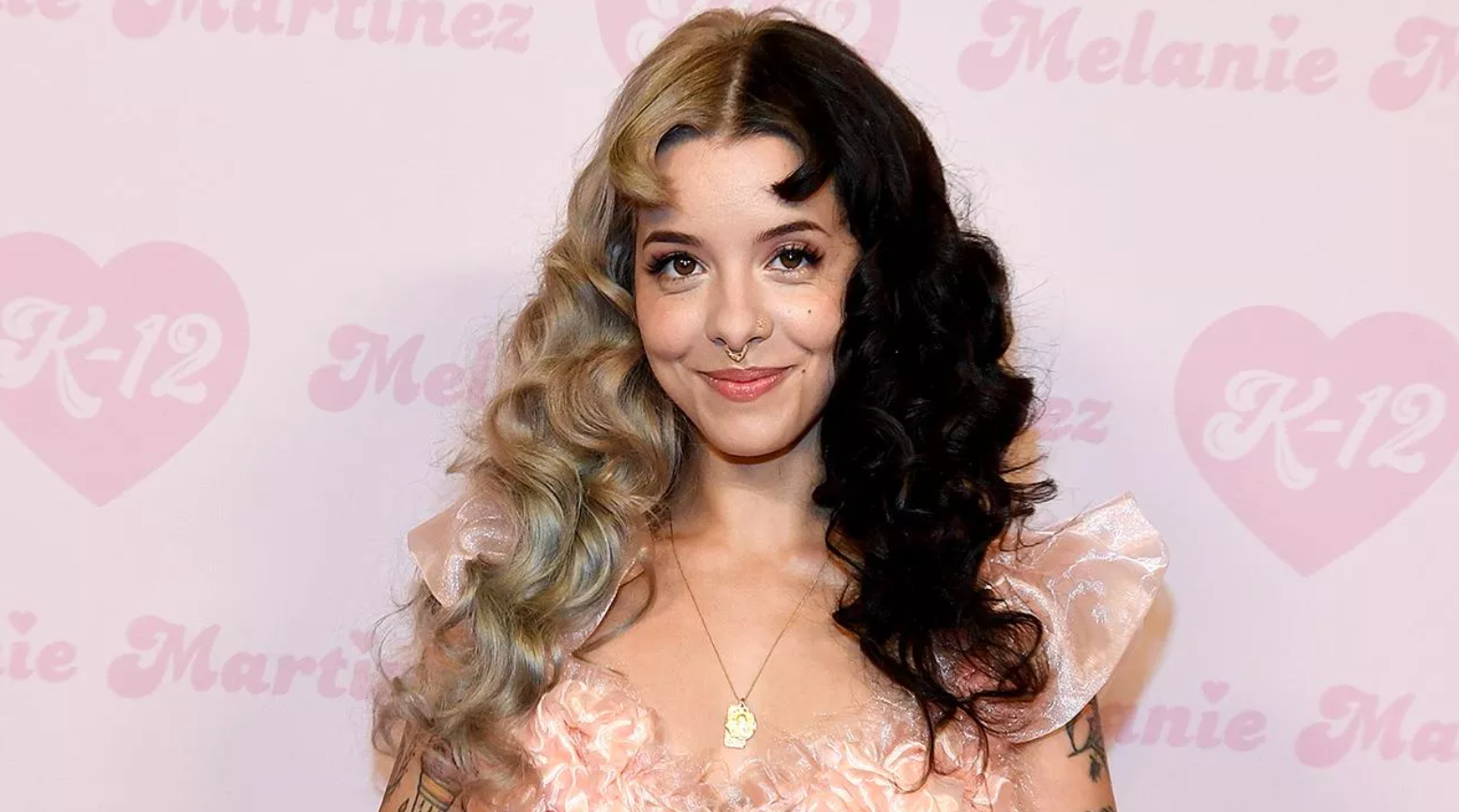 Melanie Martinez: as 10 melhores músicas da estrela indie - LETRAS.MUS.BR