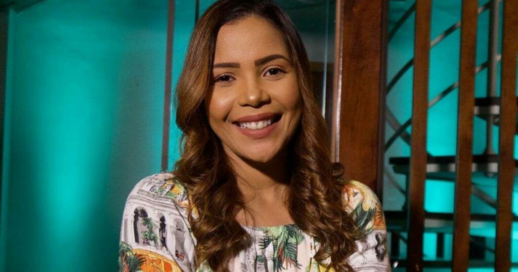 As melhores de Amanda Wanessa, exemplo de dedicação ao Pai - LETRAS.MUS.BR