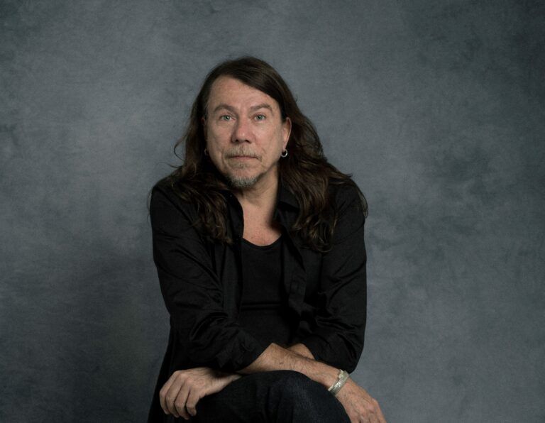 As melhores frases de Lenine para se inspirar e refletir - LETRAS.MUS.BR