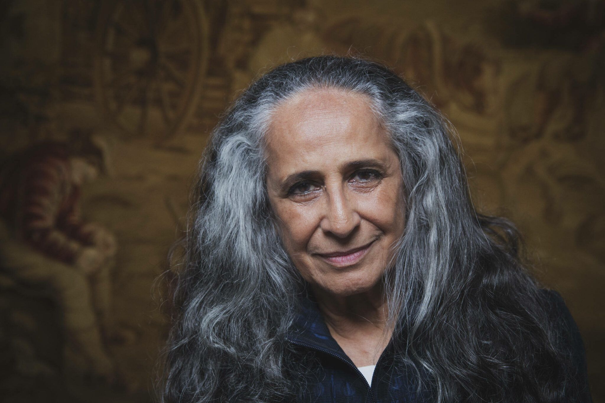 Conheça a biografia de Maria Bethânia, grande cantora da MPB - LETRAS ...