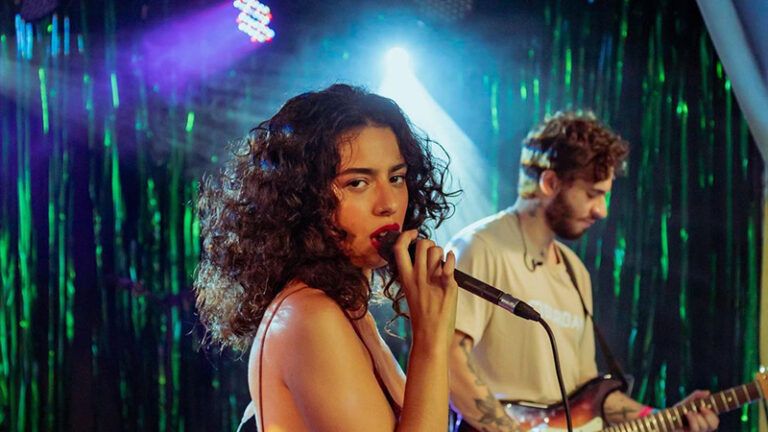 Quem é Marina Sena? Saiba tudo sobre a cantora mineira - LETRAS.MUS.BR