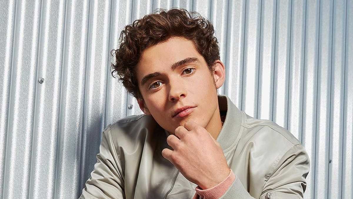 Quem é Joshua Bassett? Saiba tudo sobre o cantor e ator - LETRAS.MUS.BR