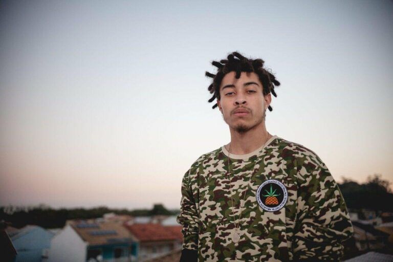 Conheça o rapper Choice, novo destaque no cenário brasileiro - LETRAS ...