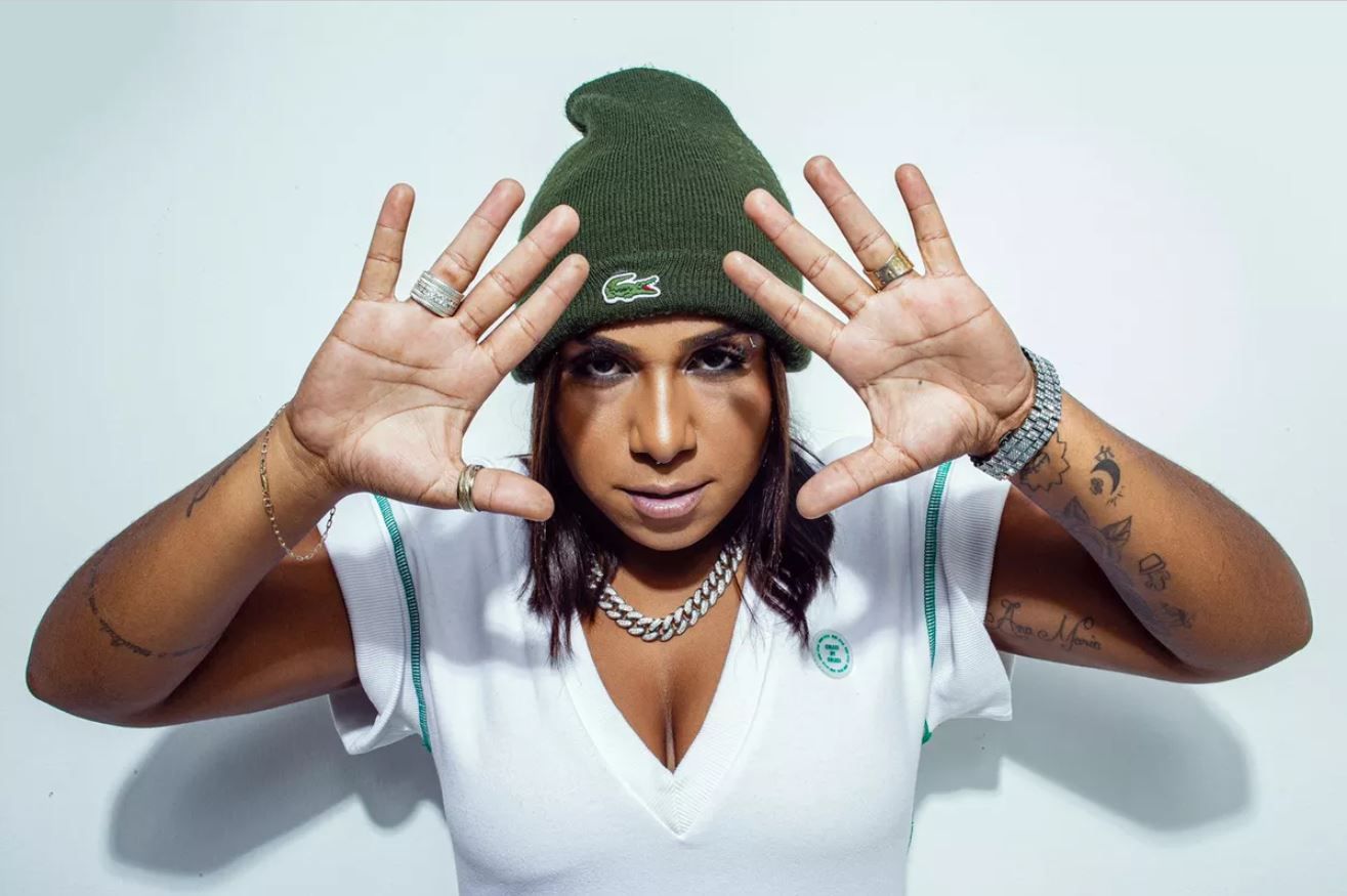 Quem é MC Danny, a funkeira por trás de Ai Papai e outros hits - LETRAS.MUS.BR