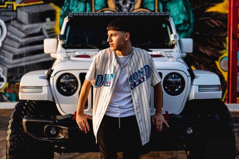 ¿Quién es Xavi, el cantante de corridos tumbados del momento? - LETRAS.COM