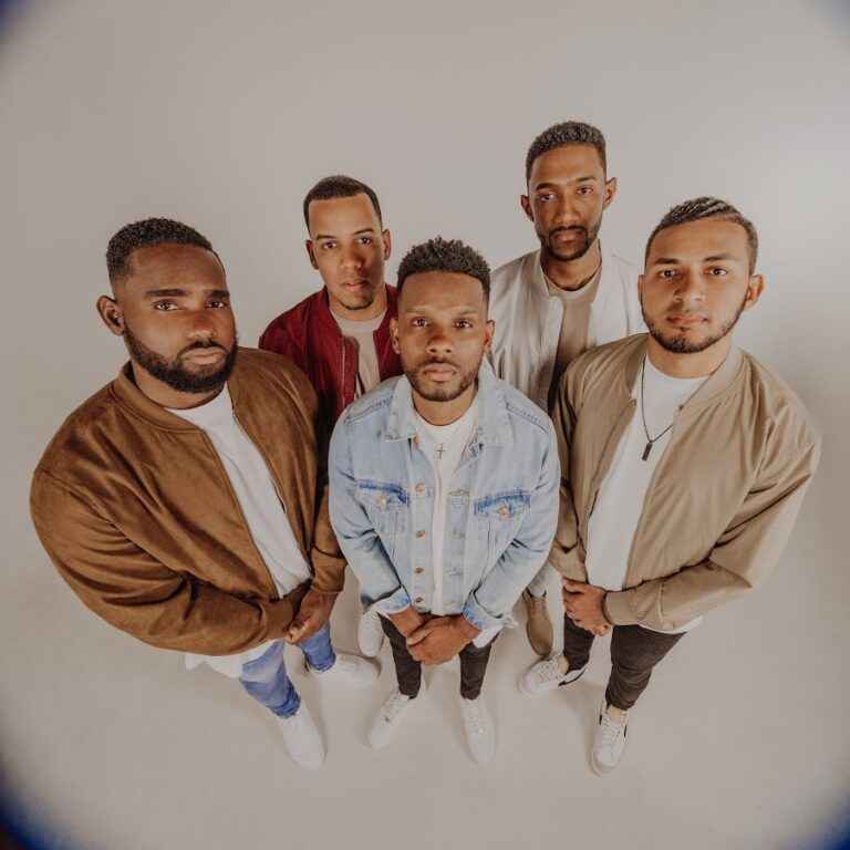 Todo sobre los éxitos y la biografía de Grupo Grace - LETRAS.COM