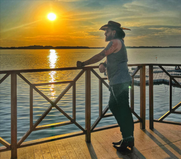 Traia Véia: conheça os integrantes do novo sucesso do sertanejo ...